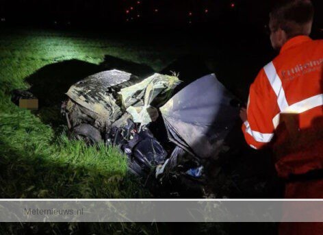 Automobilist van de A7 en ernstig gewond bij Scheemda(Video)