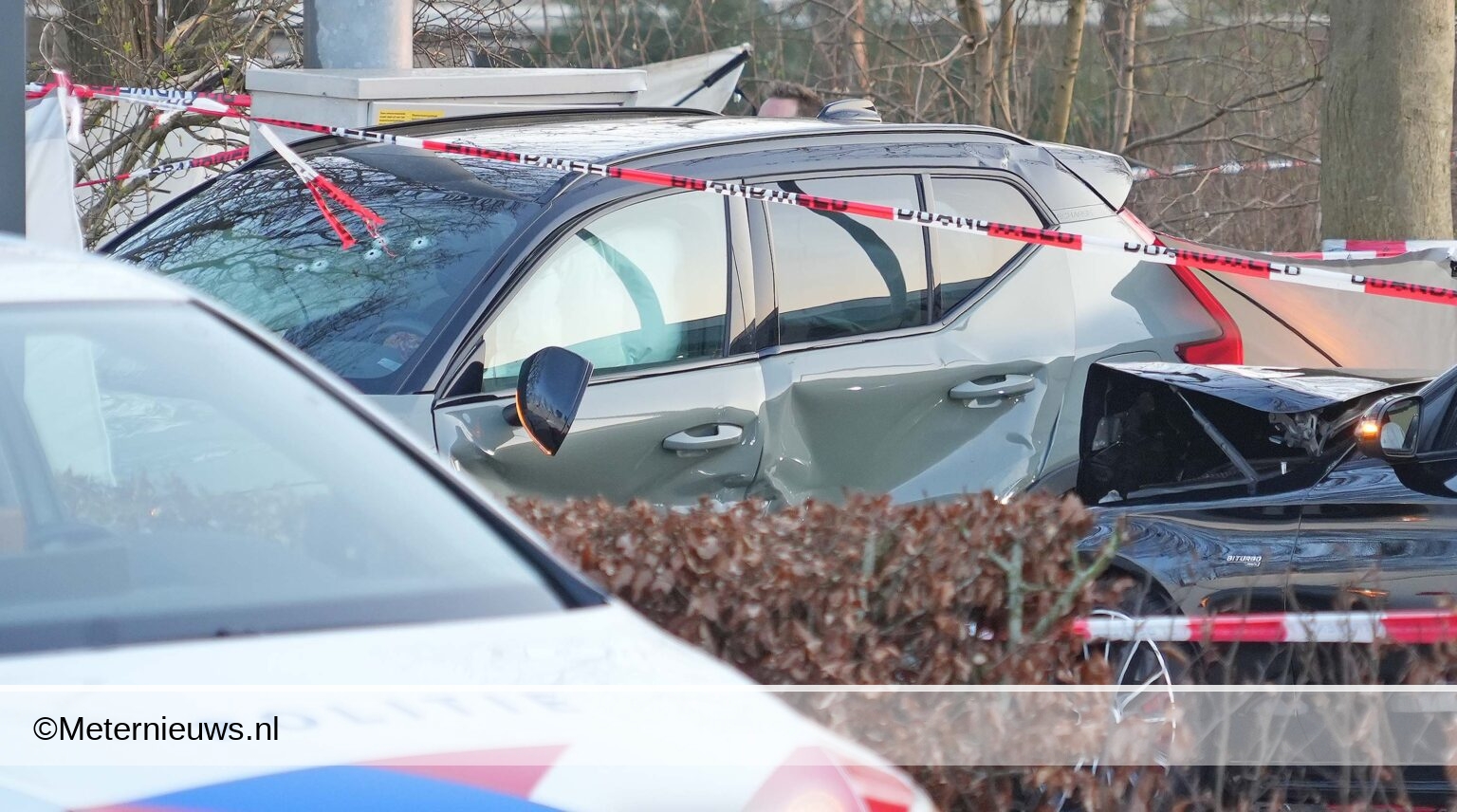 Dode bij schietpartij op parkeerplaats in Zwolle (Video)